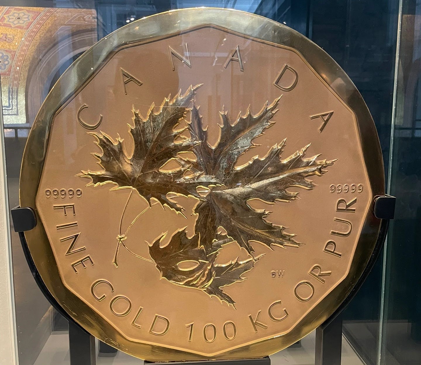 Royal Ontario Museum (ROM) Chinese Guide - Earth's treasures - Blue Diamond